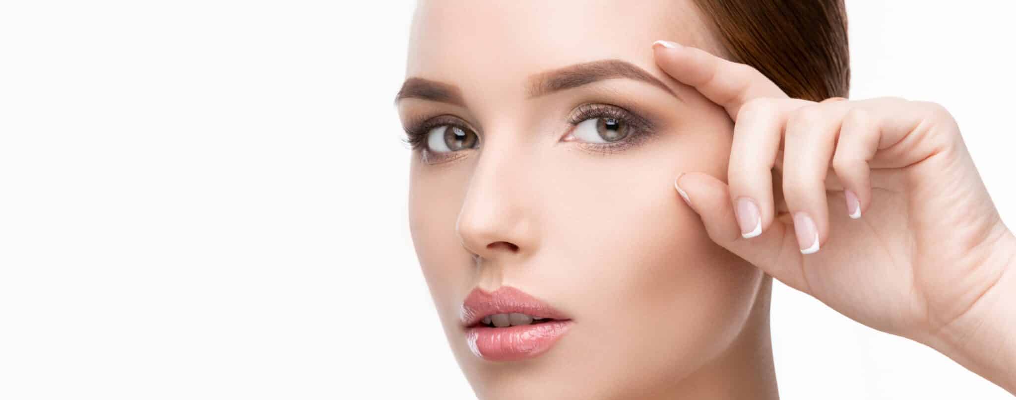 Comment traiter les paupières tombantes sans chirurgie ? | Dr Tribout ...